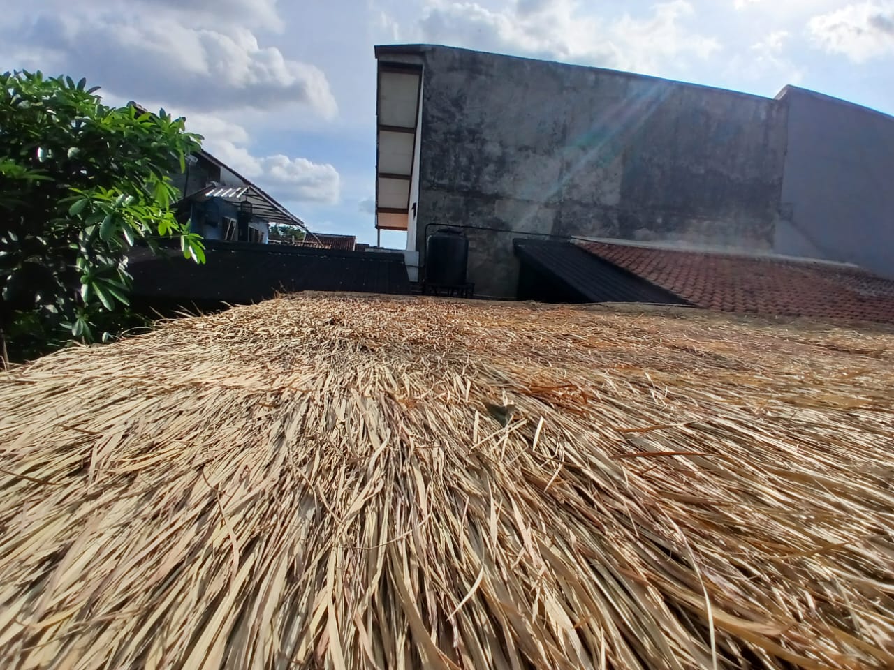 JASA PEMASANGAN ATAP ALANG ALANG TERMURAH DI JOGJA 088228903974 ...